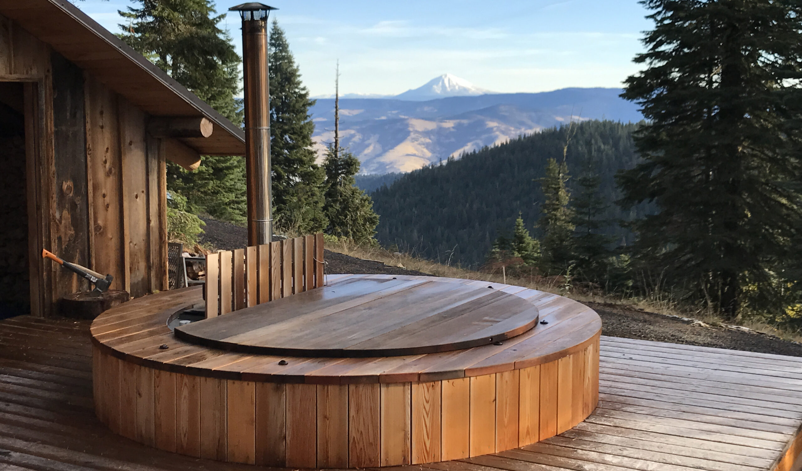 Cedar Hot Tubs | Handcrafted Wood Hot Tubs | Since 1979